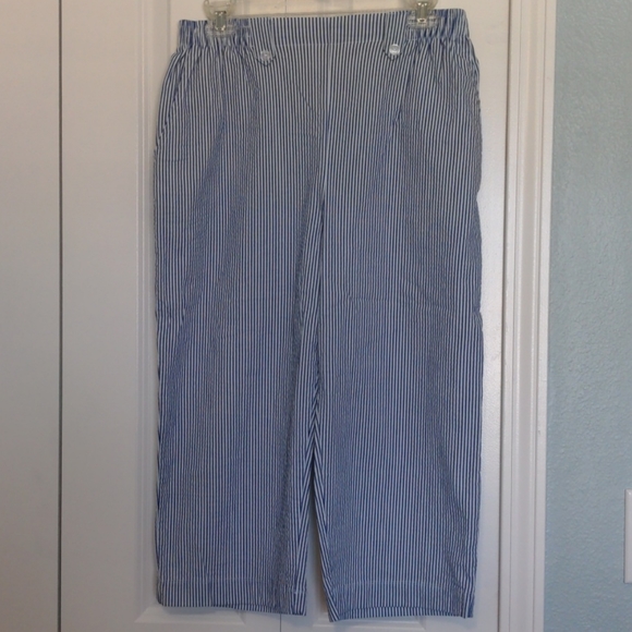 Coral Bay | Pants & Jumpsuits | Nwot Bluewhite Capris | Poshmark